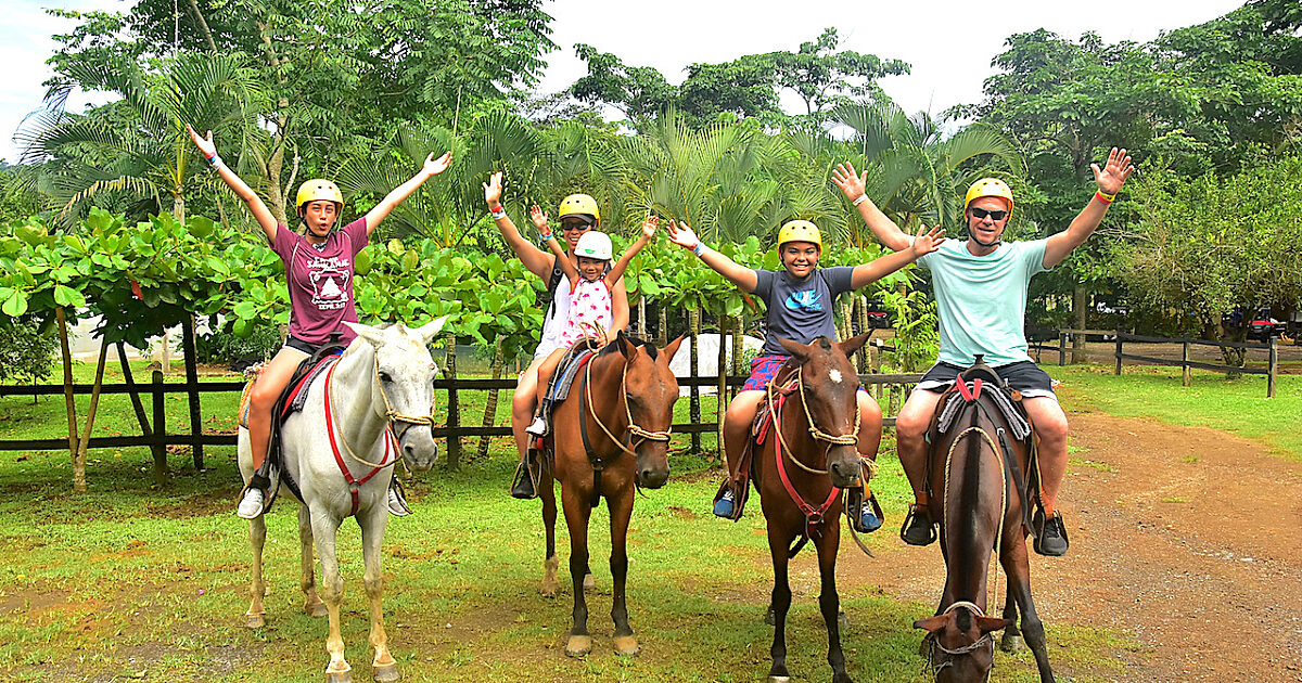 Travel with Kids - Top Jaco Tours for Families with Children